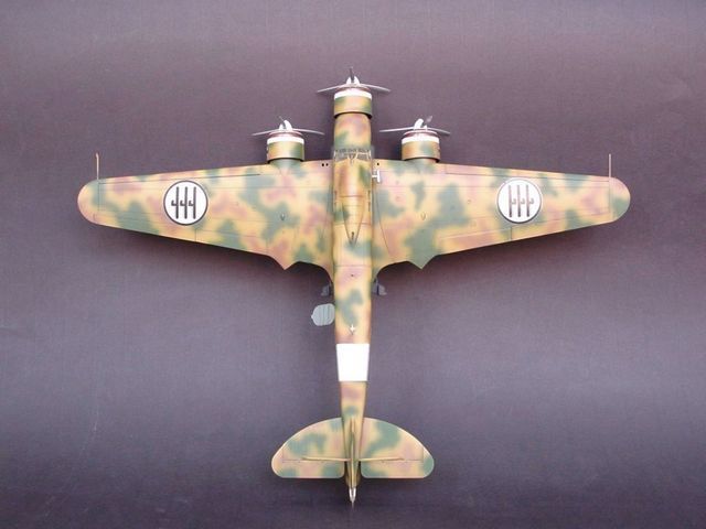 1:48 Savoia-Marchetti S.M.79-II Sparviero
