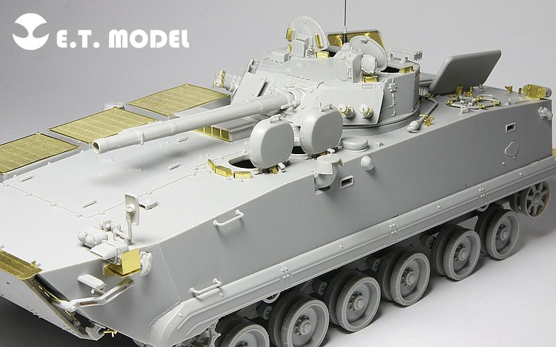 1:35 PLA ZBD-04 IFV