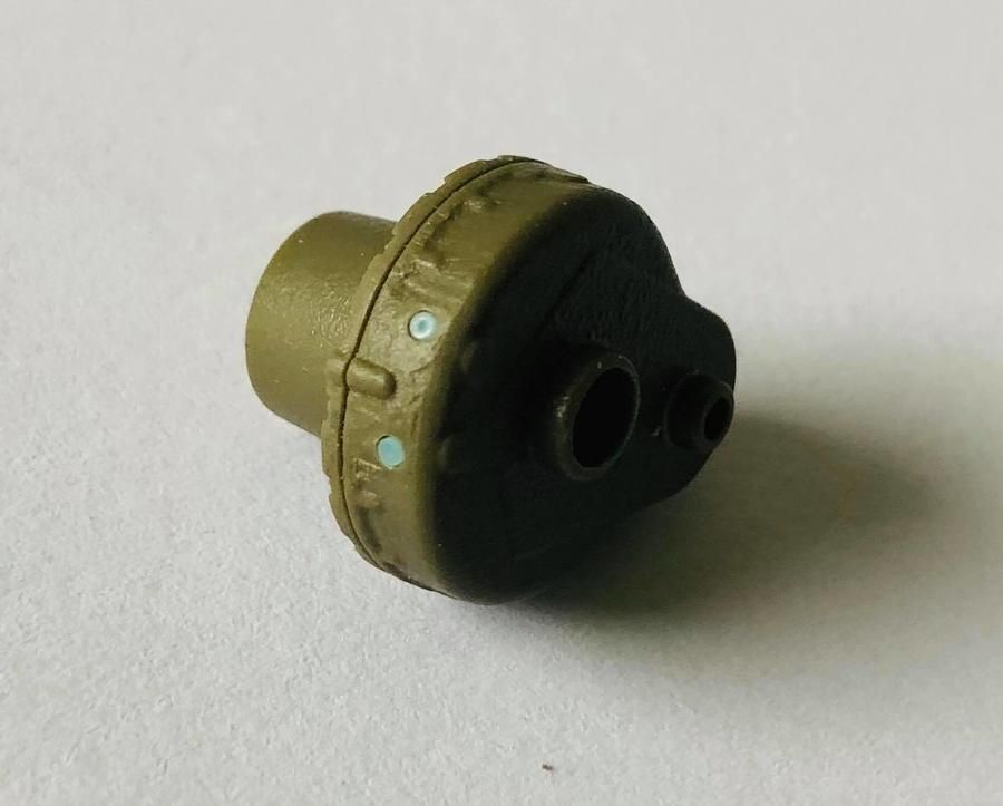 1:35 PLUG FOR DRIVES FOR M46/47/48/60, CONTAINS 96 PCS.